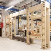 Beam Testing Rig | Te Herenga Waka — Victoria University of Wellington